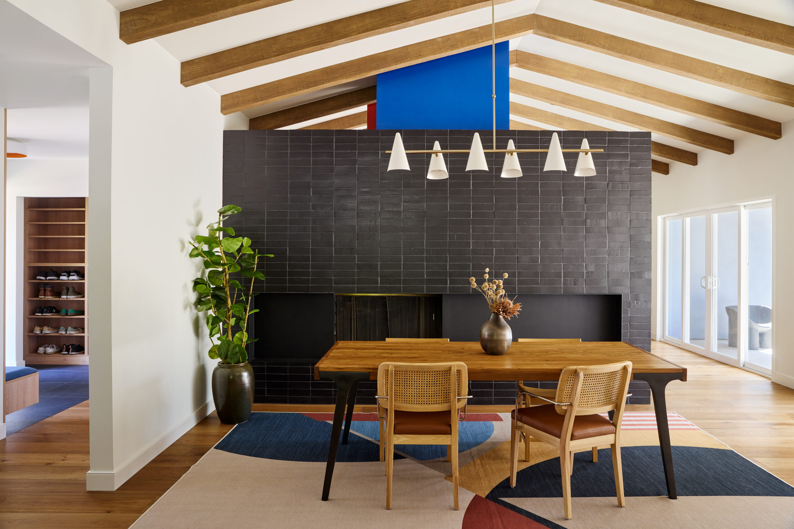 Mid Century House - Curtis Su Associates